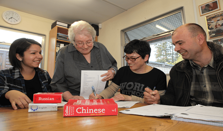 Helping refugees integrate through language learning - Positive News ...