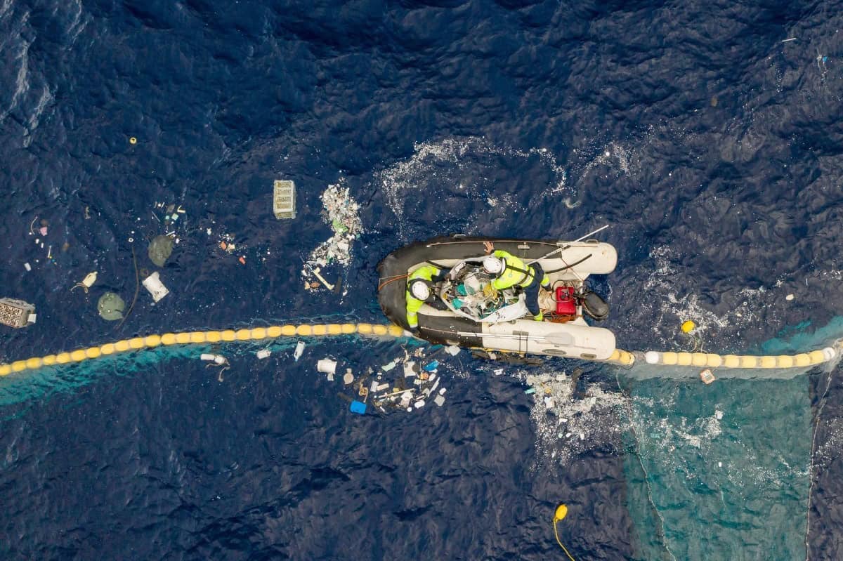 Hope 100: Four projects cleaning up ocean plastic - Positive News ...