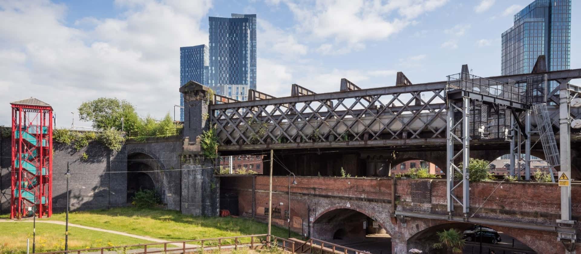 Video: how a disused bridge in Manchester became a thriving ‘sky park ...
